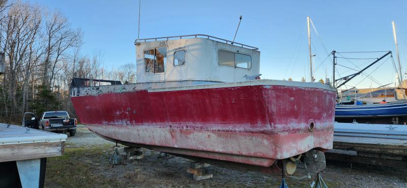36' Fiberglass Hull Landing Craft LCVP Mark 7 1965 - Detroit 195 HP