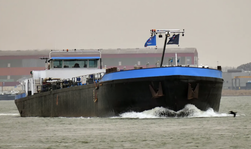 100m Double Hull Inland Tanker Built Netherlands DWT 2144 tons